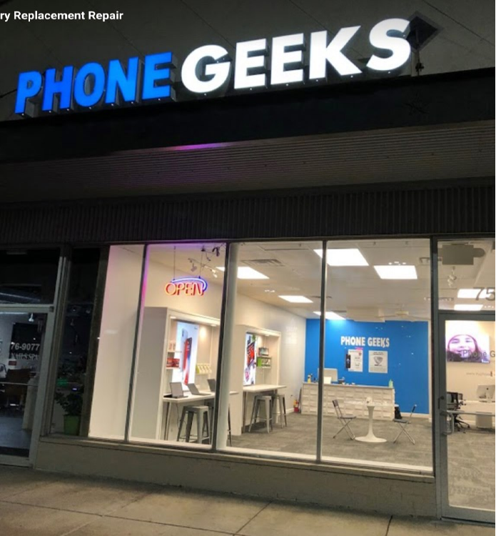 Phone Geeks Use RepairDesk to Manage Multi-Stores - RepairDesk Blog